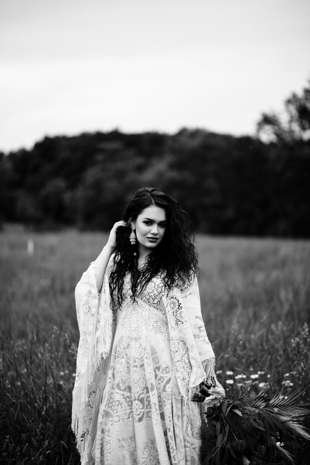 Stylish and Natural Boho Engagement Inspiration - Storyboard Wedding ...