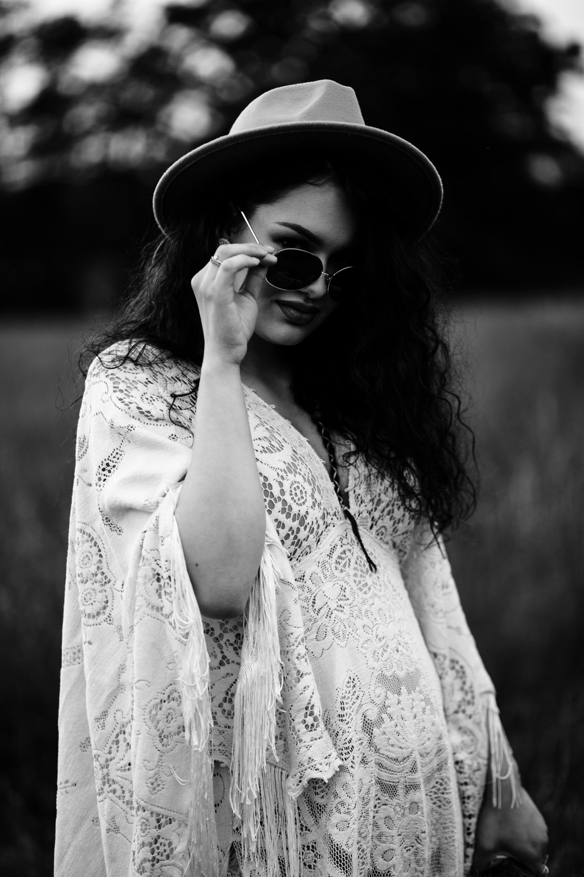 Stylish and Natural Boho Engagement Inspiration - Storyboard Wedding ...