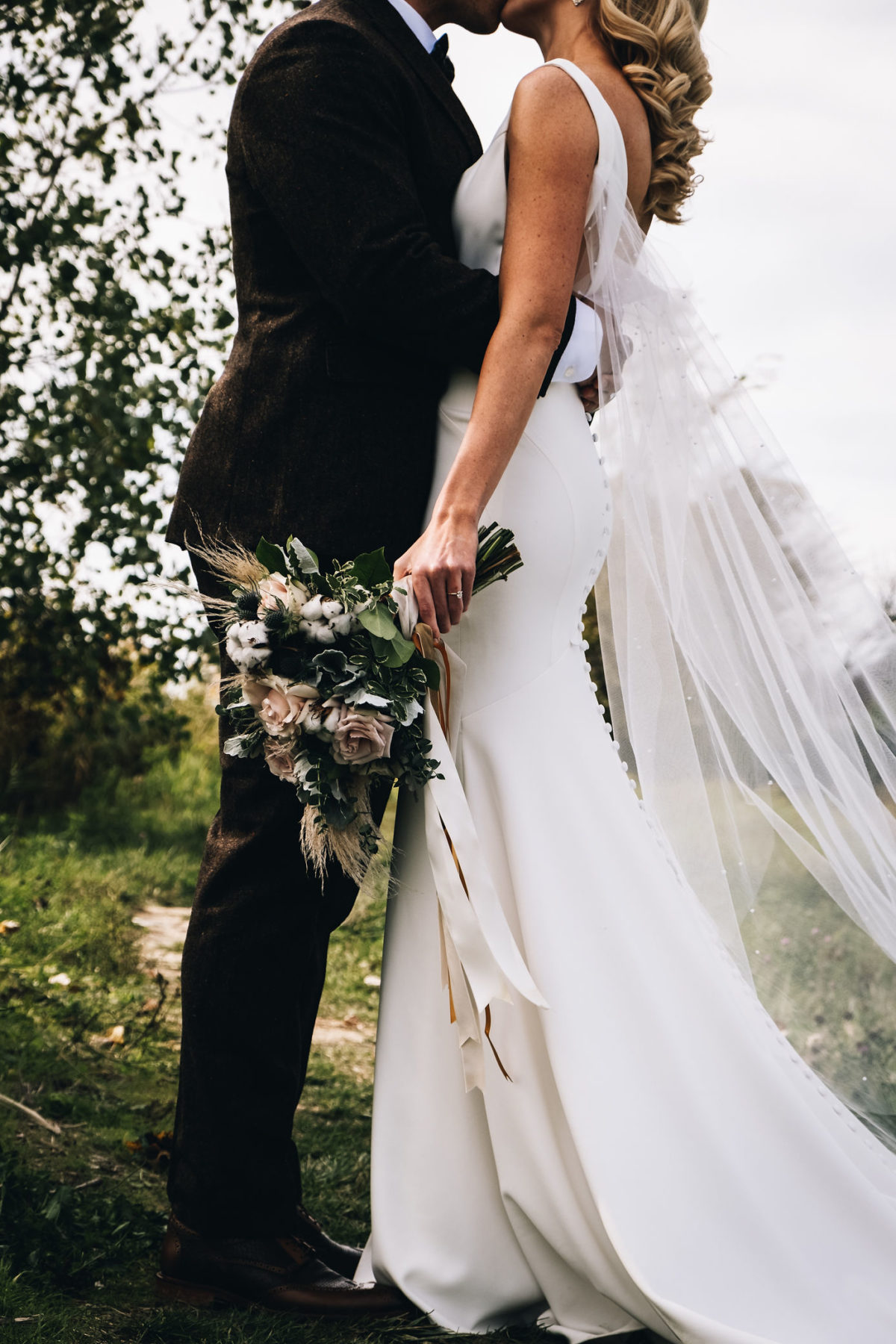 Elegant and Vintage Ontario Wedding - Storyboard Wedding